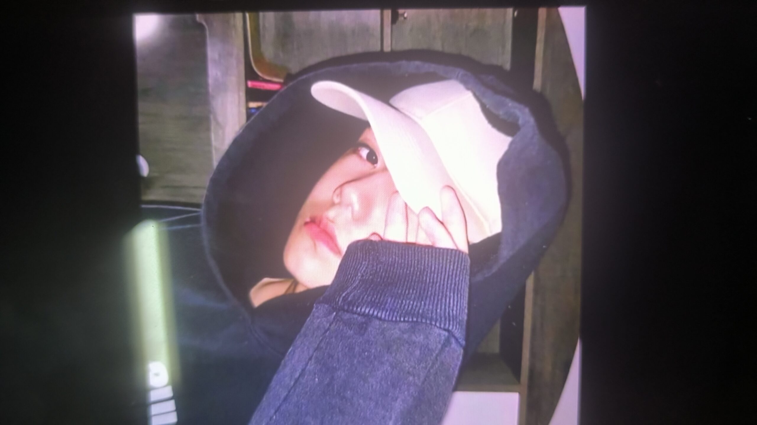 白给人 - VeryApex